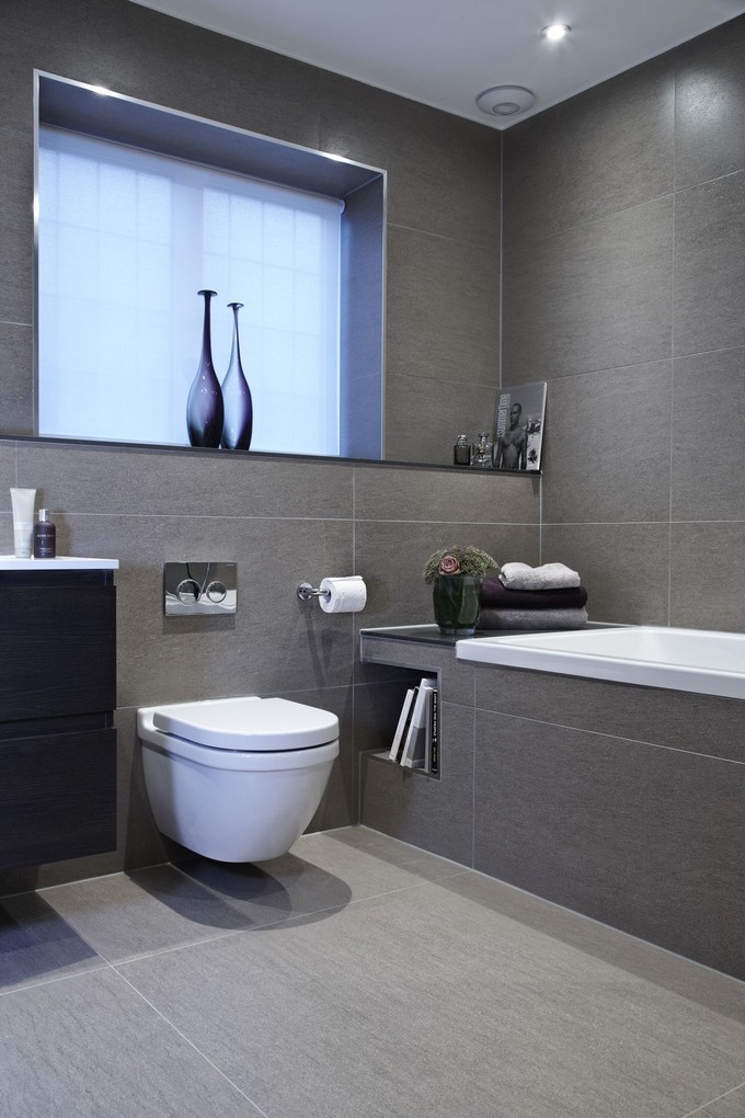 Modern Bathroom With Bookshelves That Embrace Your Love for Books ...