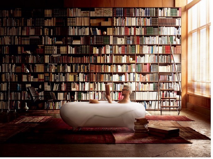 Modern Bathroom With Bookshelves That Embrace Your Love for Books ...