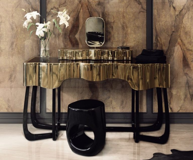 The Ultimate Guide to Build Your Closet: Pick the Best Dressing Table ...