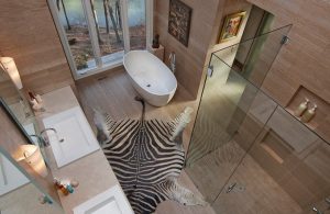 Animal prints for luxury bathrooms