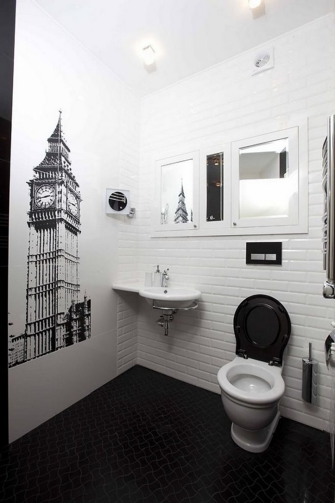Always on Trend: 20 Powder Rooms in Black and White